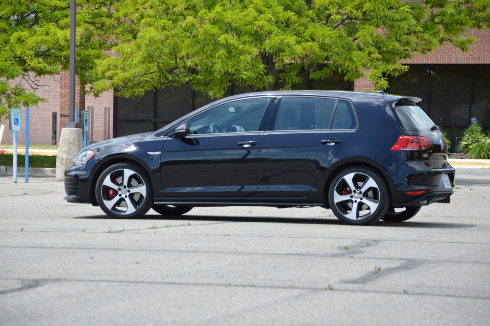 2016 VW Golf GTI 2.0T Autobahn w_Performance Pkg Hatchback 2WD | Unique ...